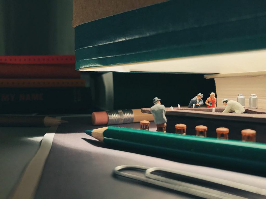 A Look at Miniature Art - Artsper Magazine