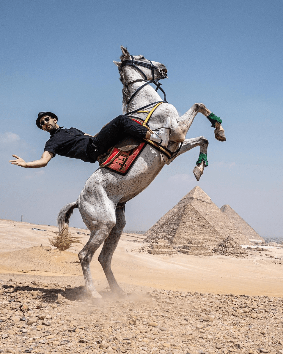 10 Things to Know About... JR - 10 things to know about... the artist JR