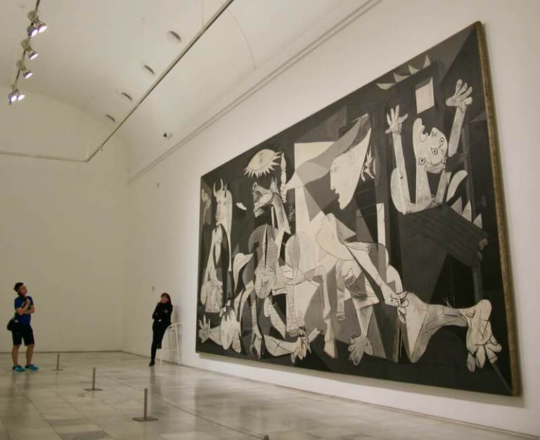 How Guernica Changed our Vision of War - Artsper Magazine