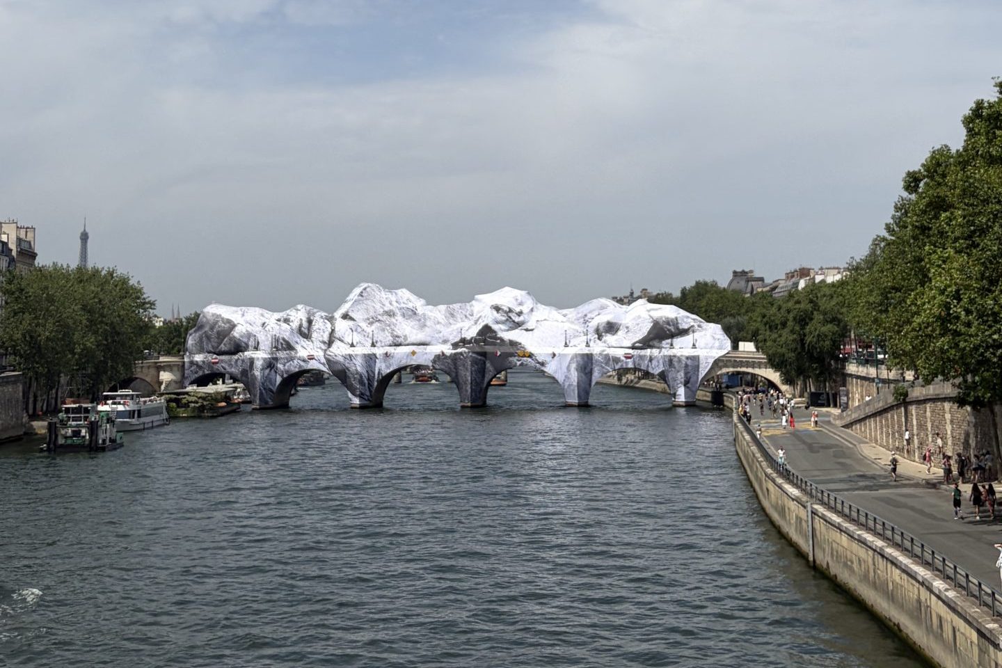 The Cave of the Pont Neuf: JR transforms the Pont Neuf in Paris